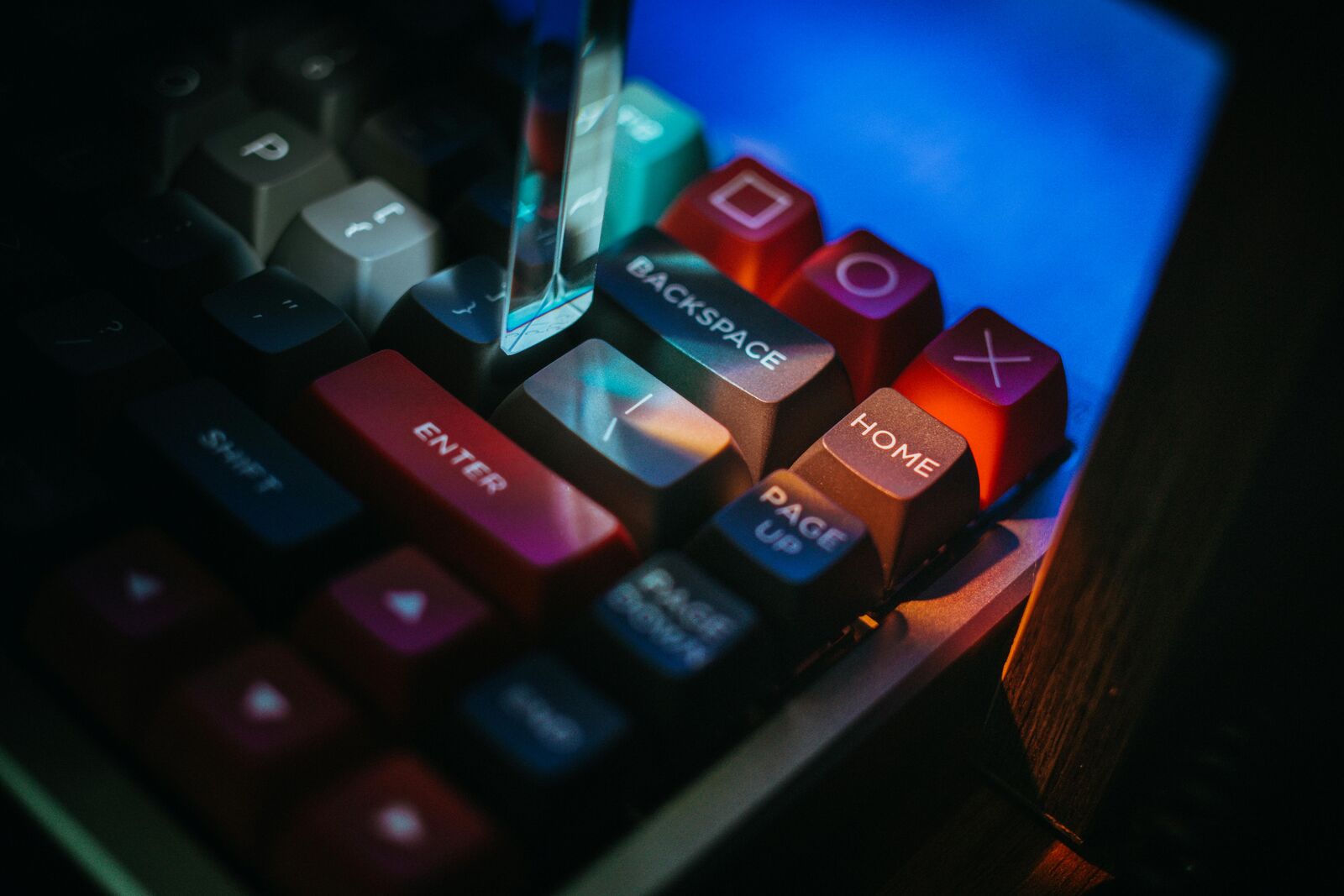 Anatomy of a Custom Keyboard: A Deep Dive into Every Component ...
